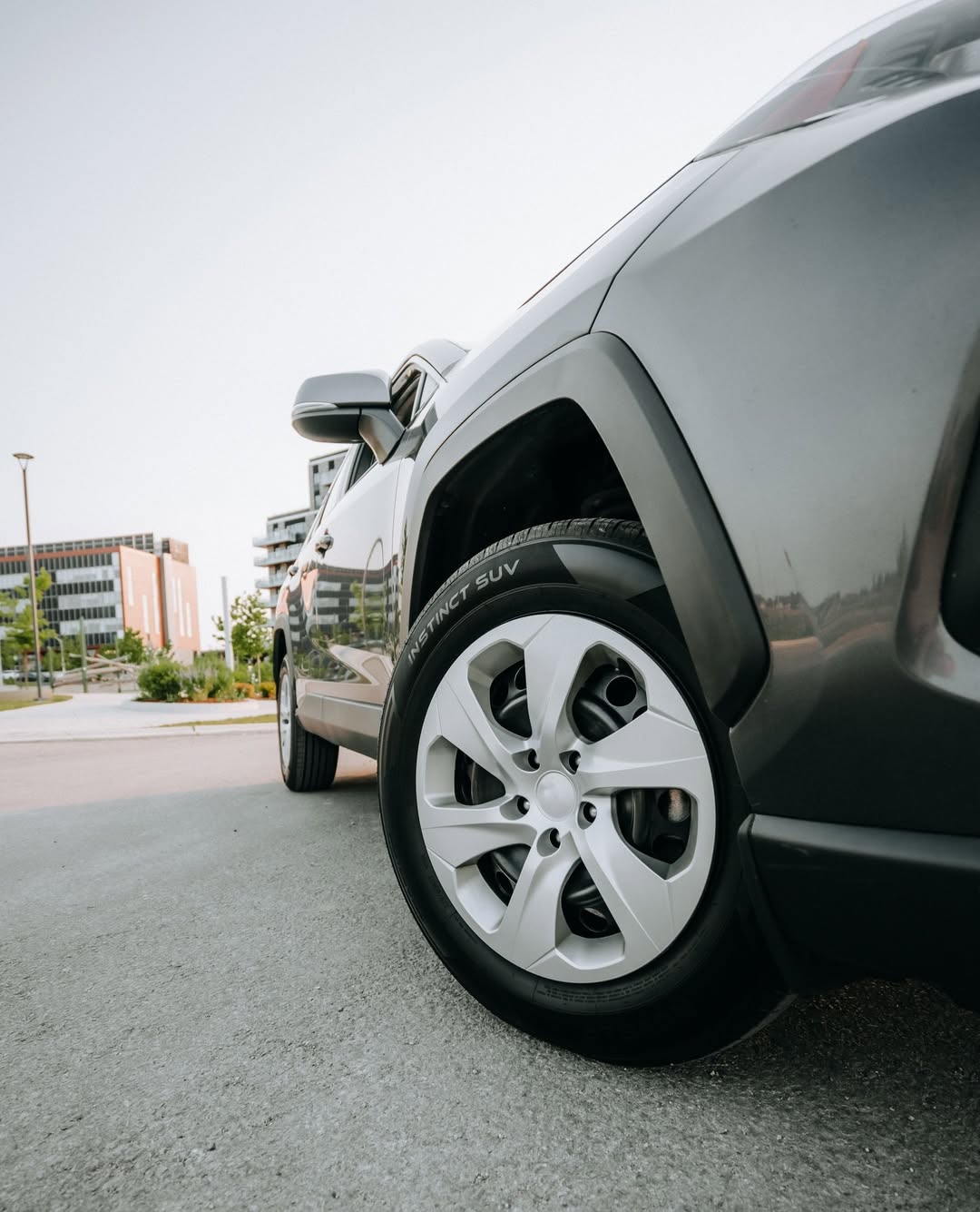 Rovelo Instinct AW 235/65R16C 121/119R BSW Tires